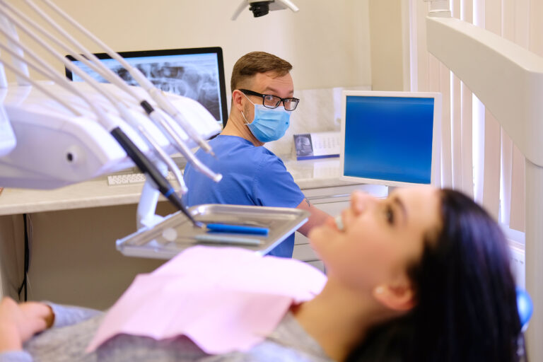 Dentist Near Tuxedo Park | Tuxedo Park Dentist